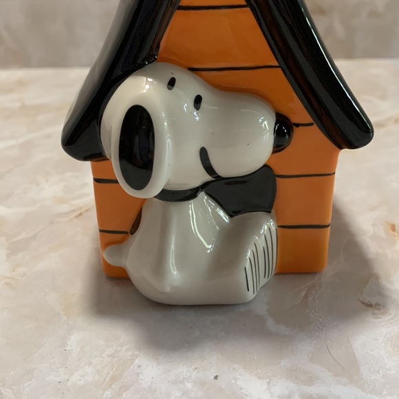 Peanuts | Bath | Peanuts Snoopy Halloween Theme Lotionsoap Dispenser ...